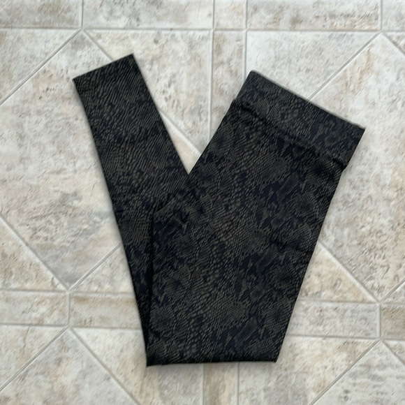 Matty M | Pants & Jumpsuits | Matty M Legging | Poshmark